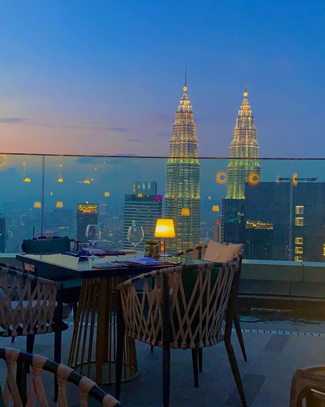 Best Rooftop Restaurants in Kuala Lumpur (Dining With a View)